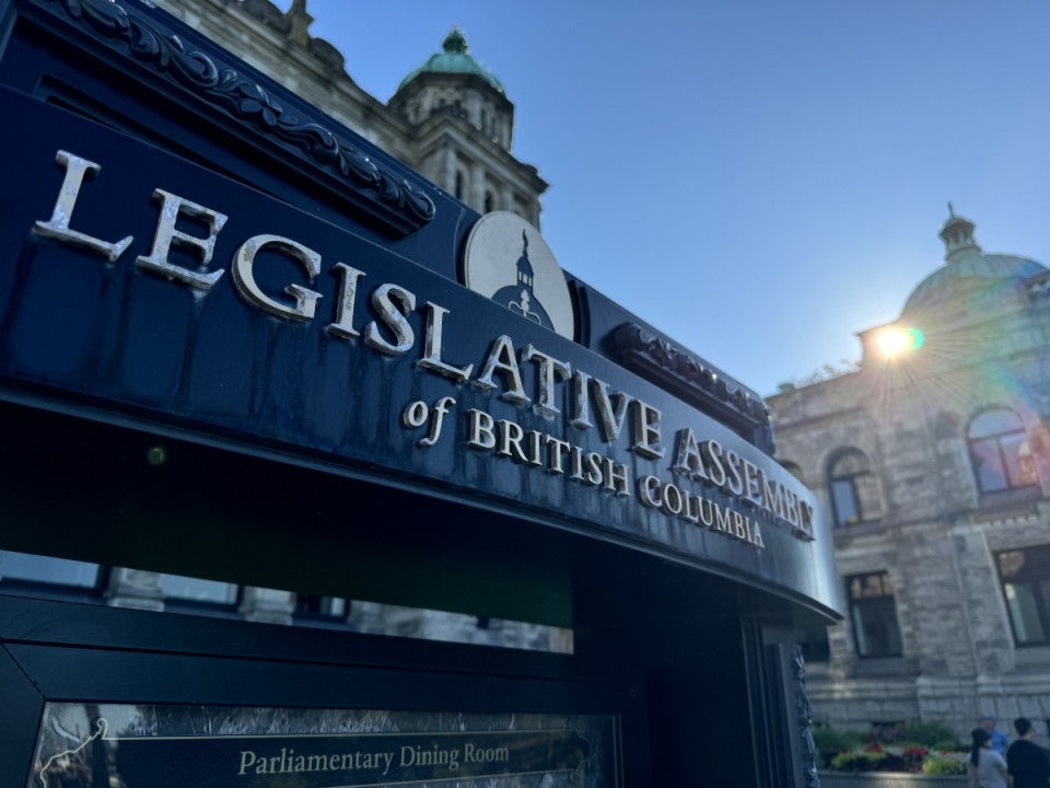 新民主黨Garry Begg以22票之微於素里Guildford選區當選 | 加拿大中文電台 AM1470 FM96.1