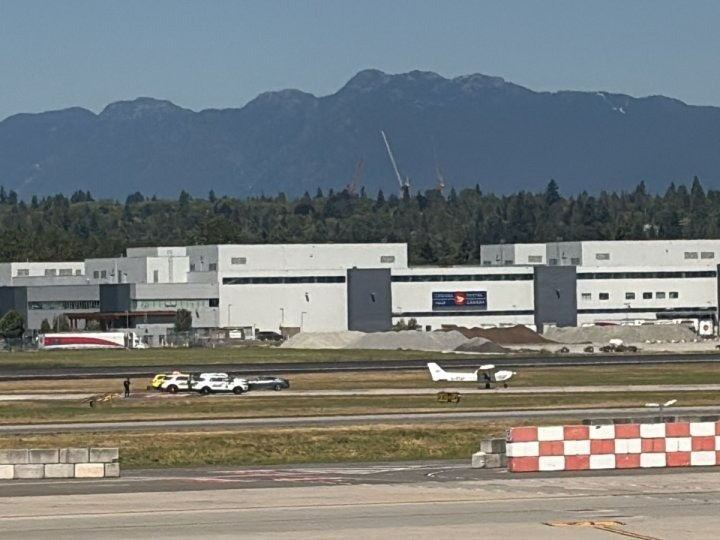 涉劫機男子Shaheer Cassim過堂 被加控破壞或干擾航空系統罪 | 加拿大中文電台 AM1470 FM96.1